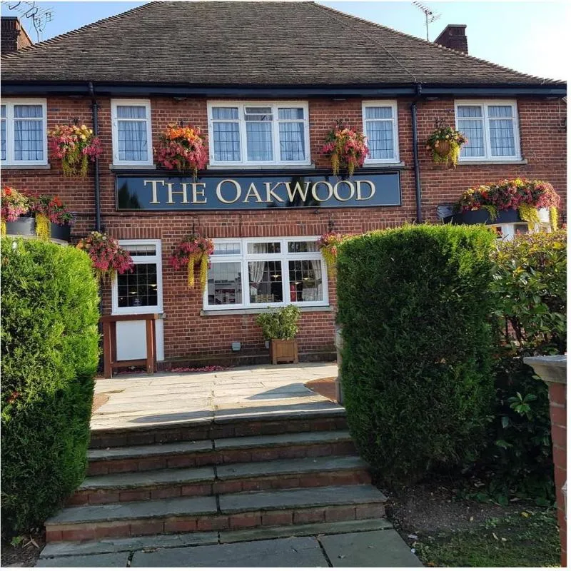 The Oakwood | Essex Tourist Guide